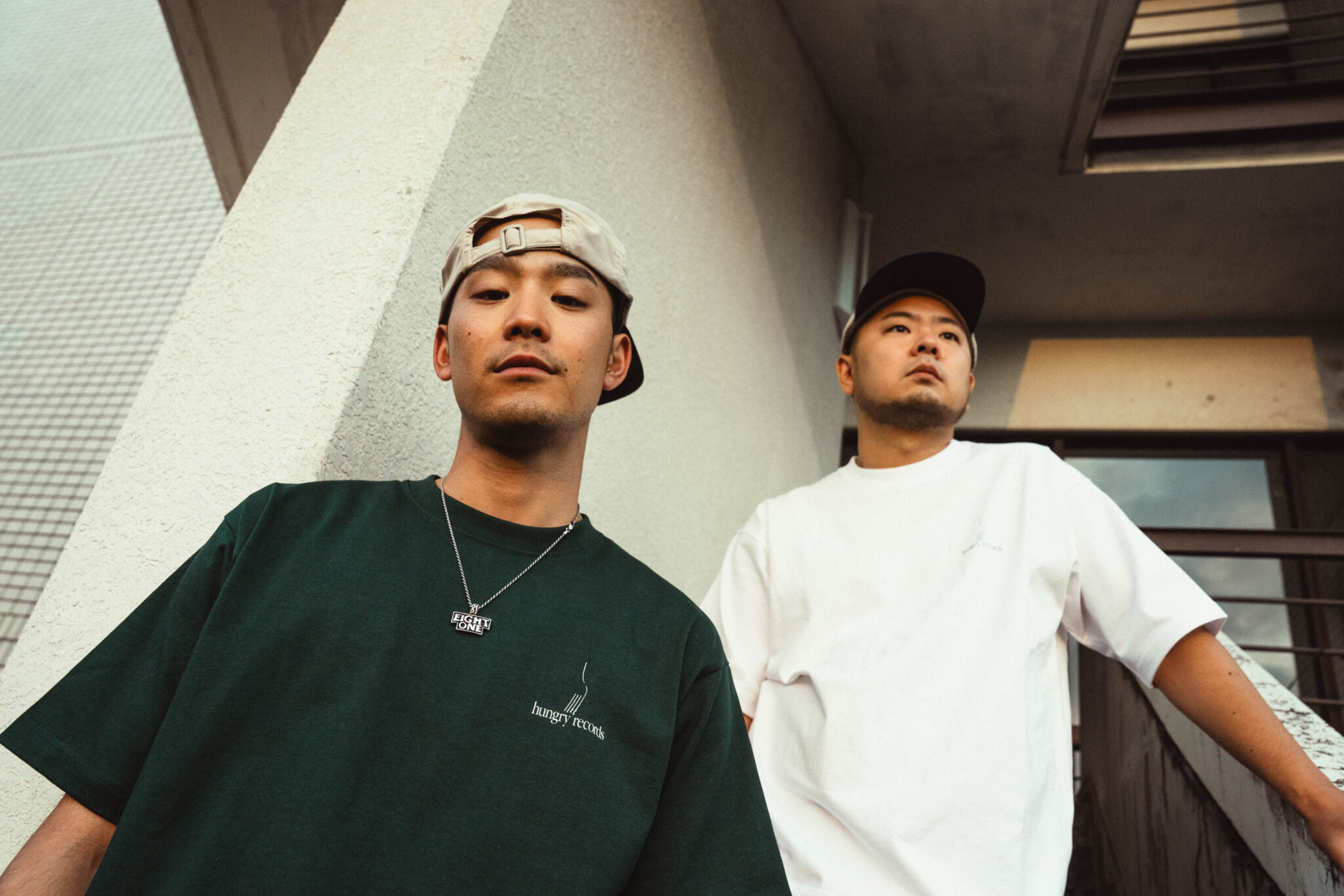 【6/18発売】話題の新レーベルhungry recordsより、オリジナルデザインのTシャツとキャップが登場‼ | OTOTSU